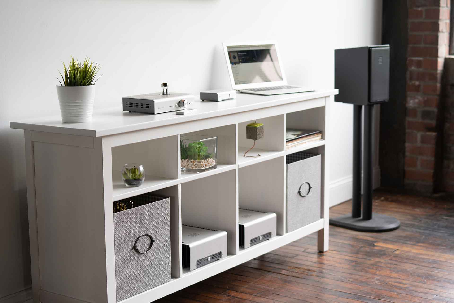 Schiit Saga+ Audiophile Stereo Tube Preamp Reviewed