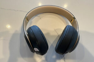 Beats by Dre Studio 3 Wireless Headphones Reviewed
