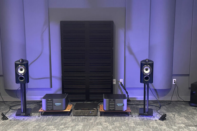 Bowers & Wilkins to release a Signature Edition 805 and 801