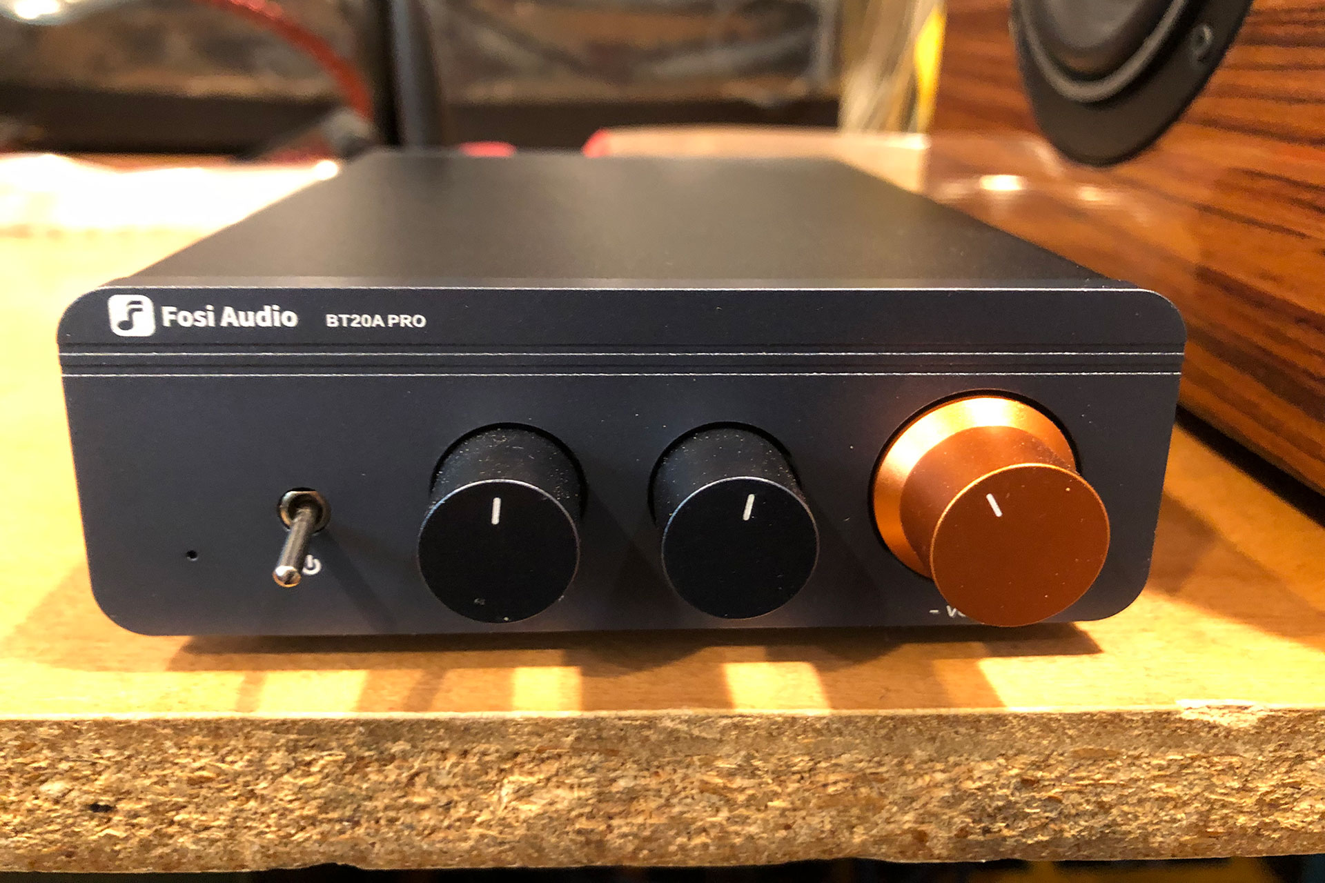 The Fosi BT20A Integrated Amp Reviewed