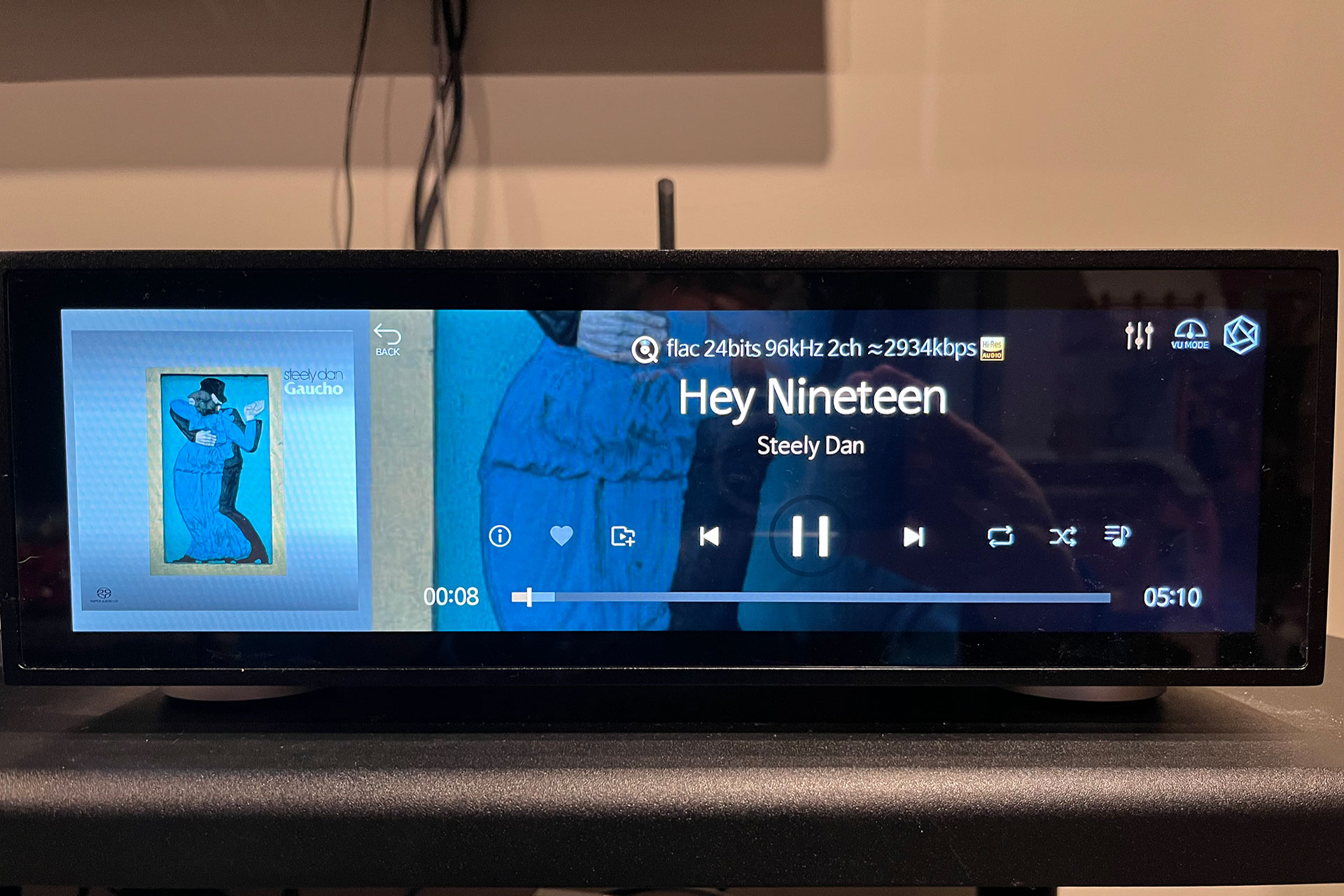 HiFi Rose RS520 Integrated Amplifier Reviewed