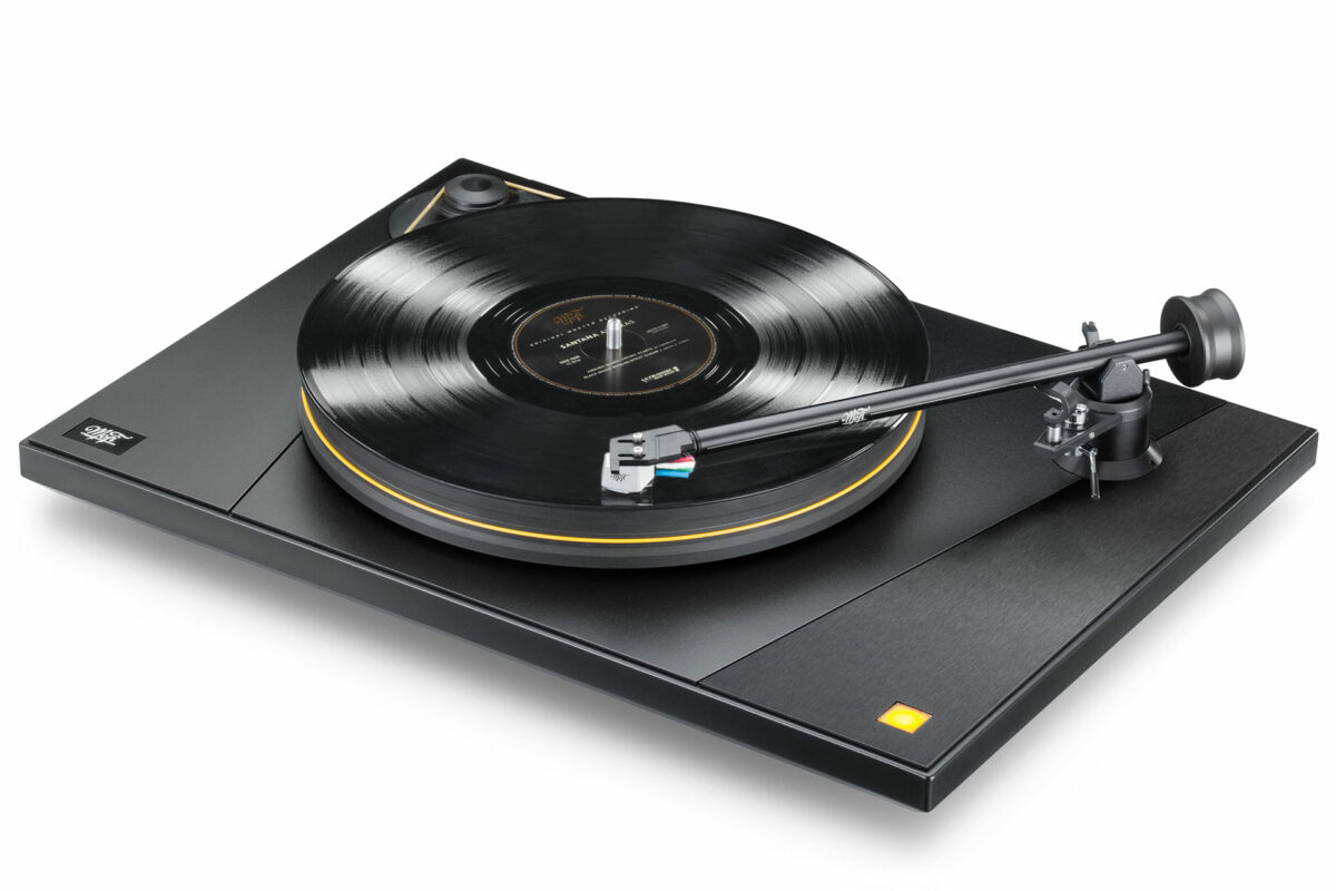MoFi Electronics UltraDeck Audiophile Turntable Reviewed
