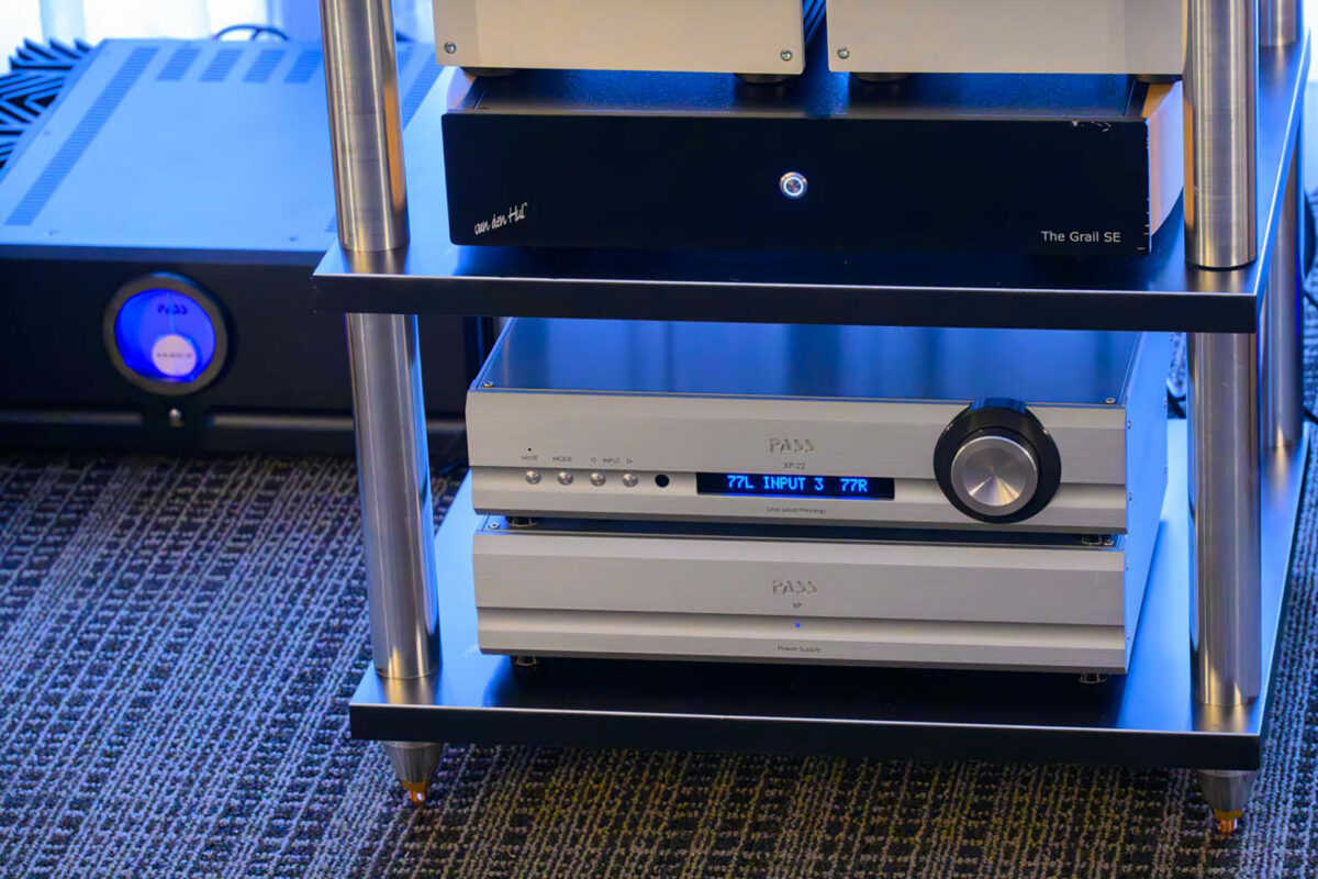 How Important is Using a Solid Audiophile Equipment Rack?