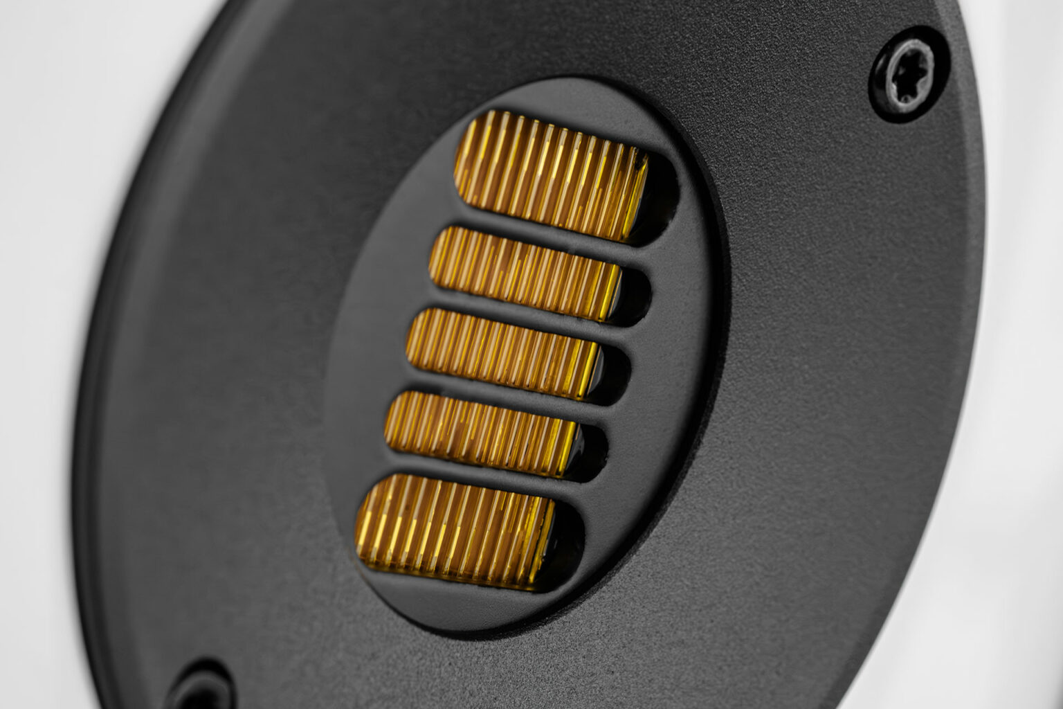 ELAC Solano 2.0 BS283 Speakers Reviewed