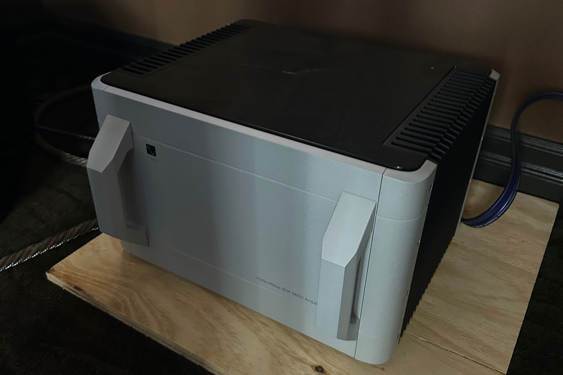 PS Audio BHK Mono 600 Mono Amps Reviewed