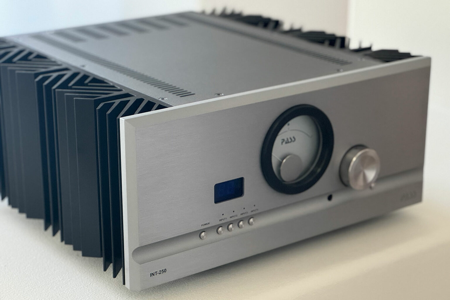 Pass Labs INT-250 Integrated Amplifier Reviewed