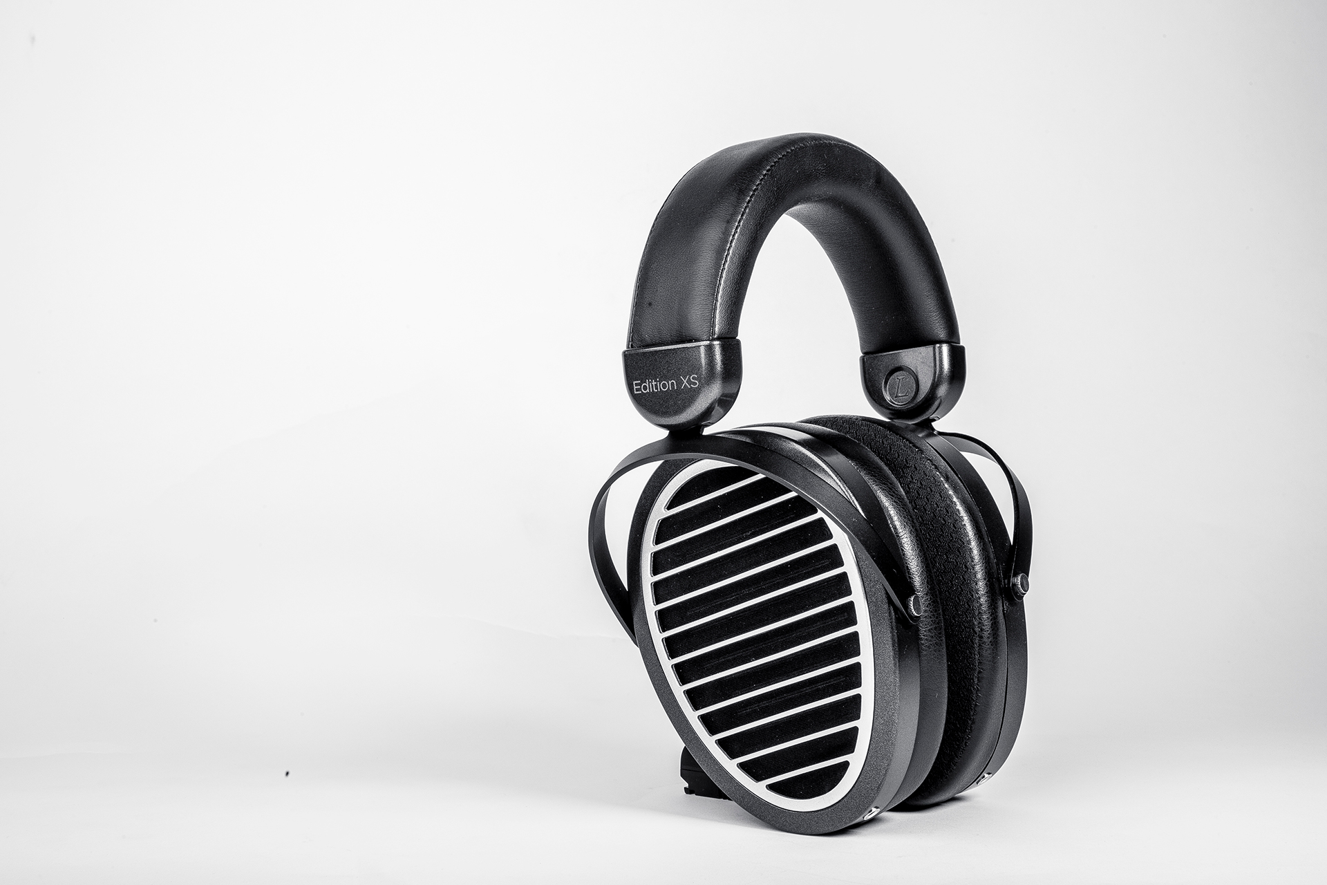 HIFIMAN Edition XS Audiophile Headphones Reviewed