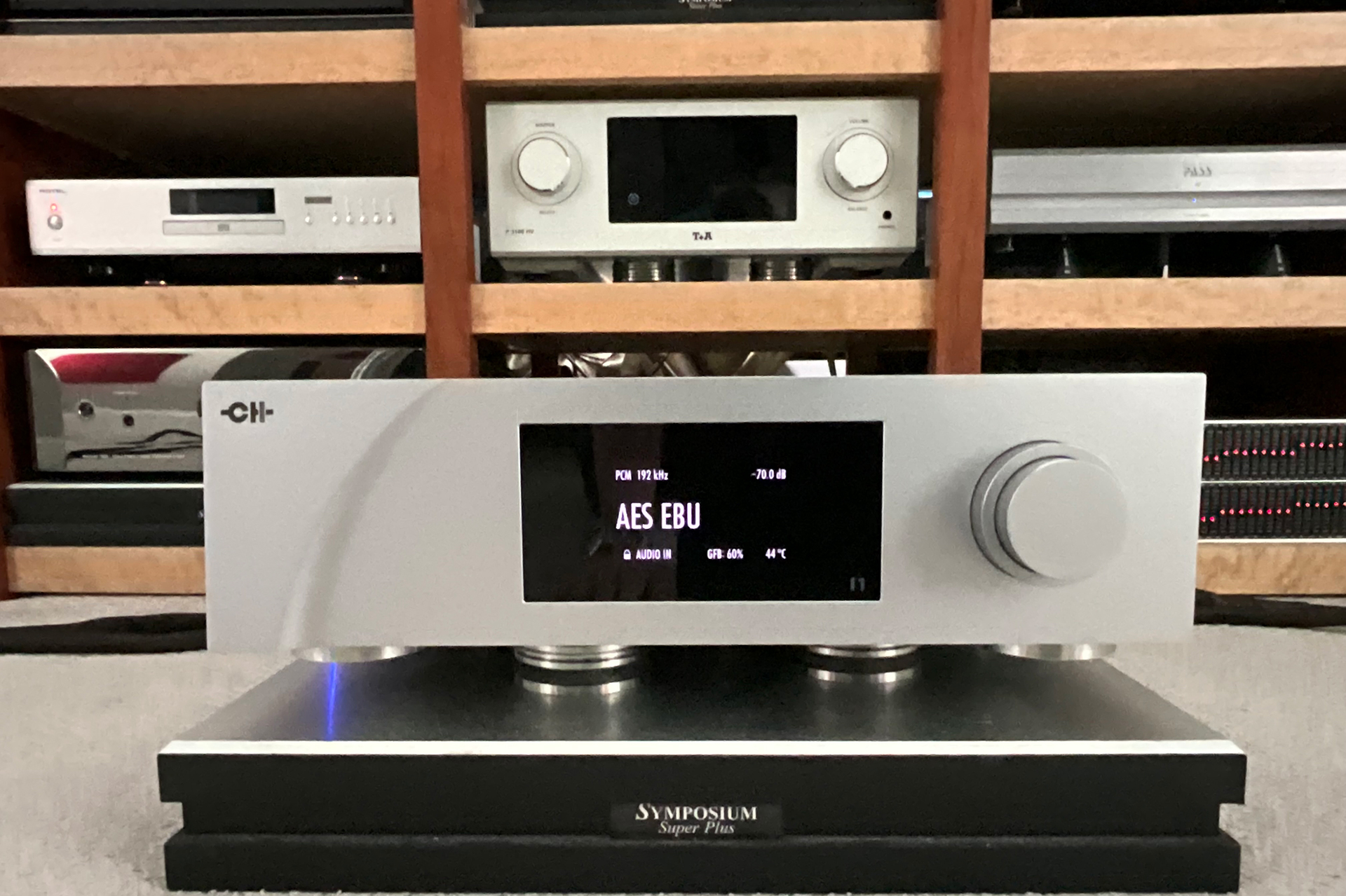 CH Precision I1 Audiophile Integrated Amp Reviewed