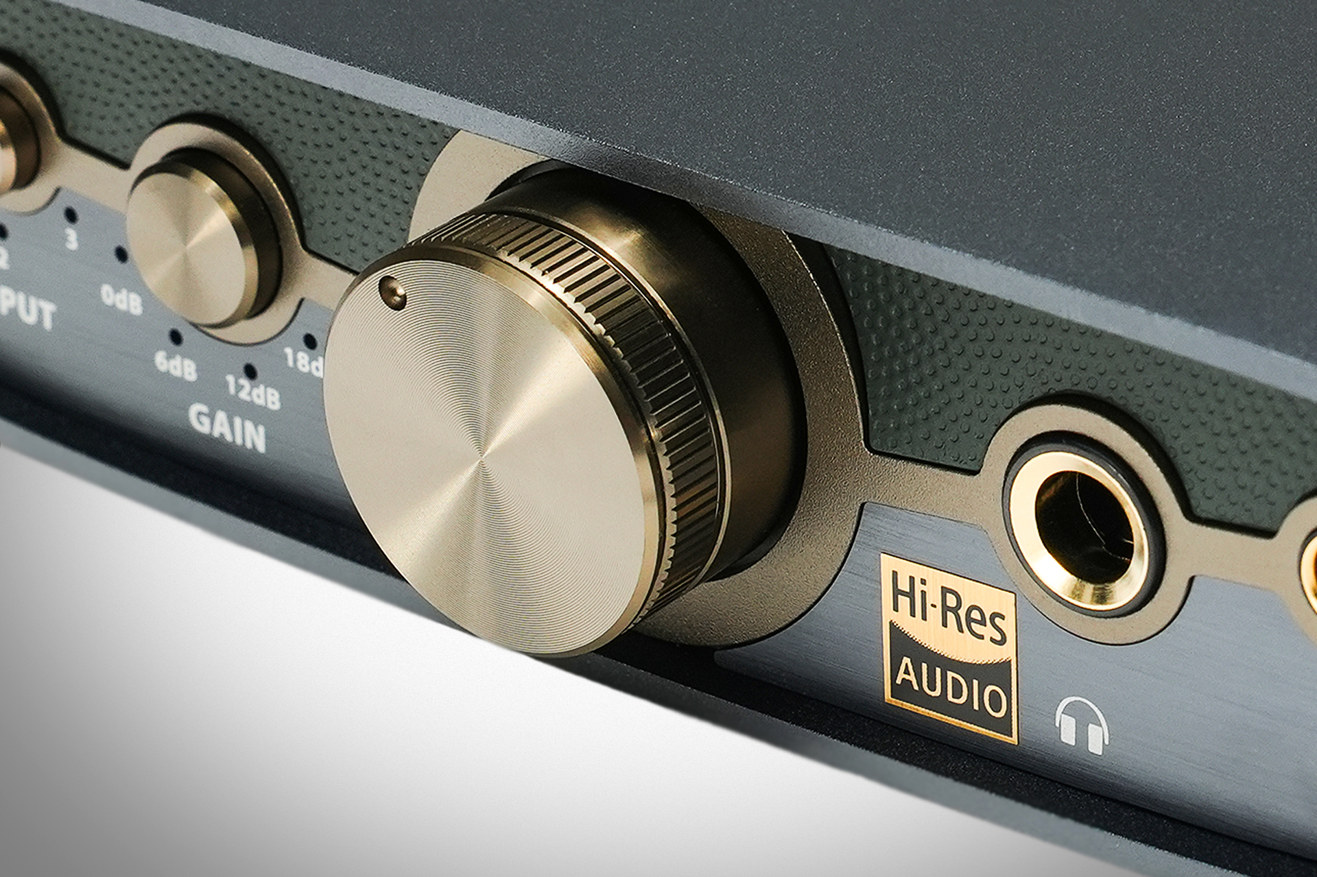 iFi audio ZEN CAN 3 Audiophile Headphone Amplifier Reviewed