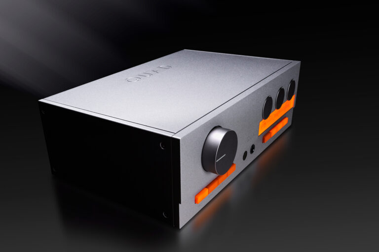 QUAD 33 Audiophile Preamplifier Reviewed